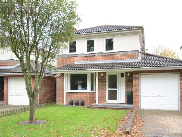 Penwood Gardens, Bracknell, Berkshire RG12, 4 bed property to rent, £2,250 pcm | PrimeLocation