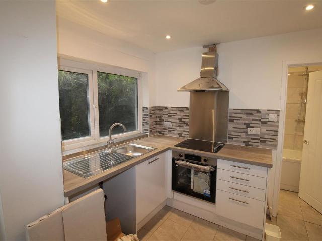 Penygraig Road, Tonypandy CF40, 3 bed terraced house to rent, £725 pcm | PrimeLocation