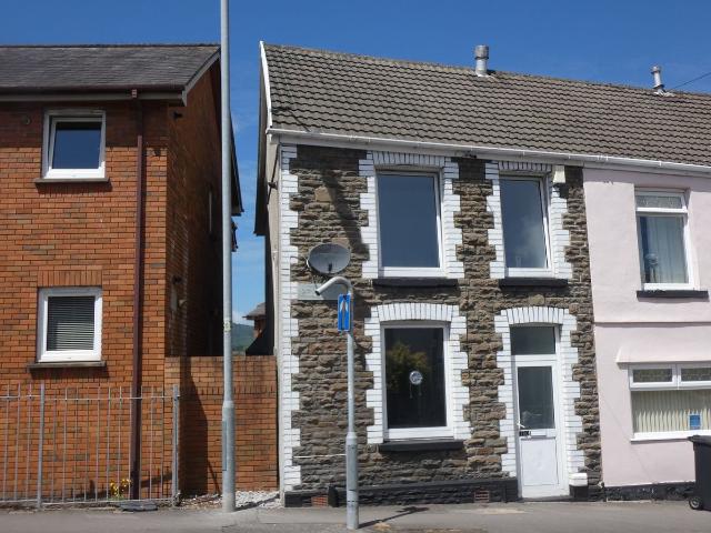 Penydre, Neath, West Glamorgan. SA11, 2 bed end terrace house to rent, £750 pcm | PrimeLocation