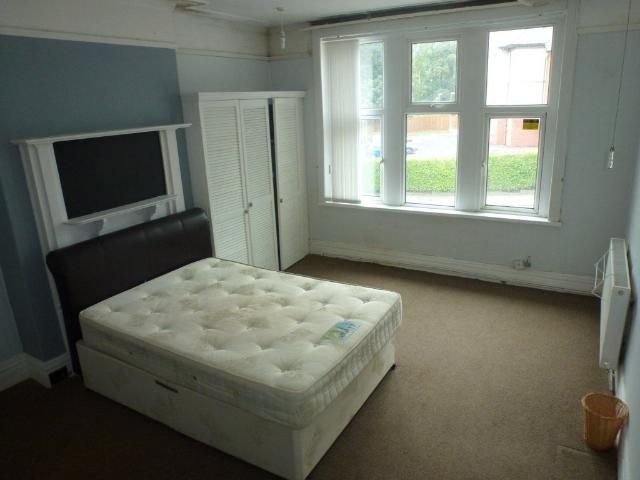 Penylan Road Rooms, Penylan, Cardiff CF23, Room to rent, £575 pcm | PrimeLocation