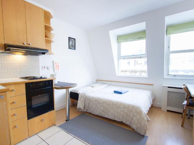 Penywern Road, Earl's Court, London SW5, Studio to rent, £1,820 pcm | PrimeLocation