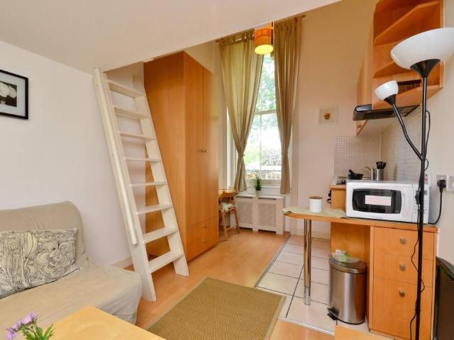 Penywern Road, Earls Court, London SW5, Studio to rent, £2,123 pcm | PrimeLocation
