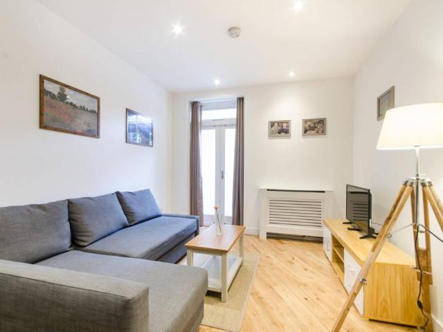 Penywern Road, Earls Court, London SW5 Studio to rent £2,123 pcm £490 pw