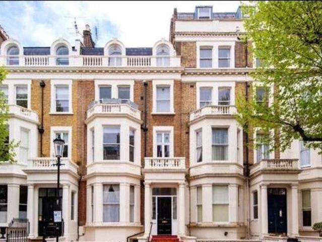 Penywern Road, London, 3 Bedroom Flat