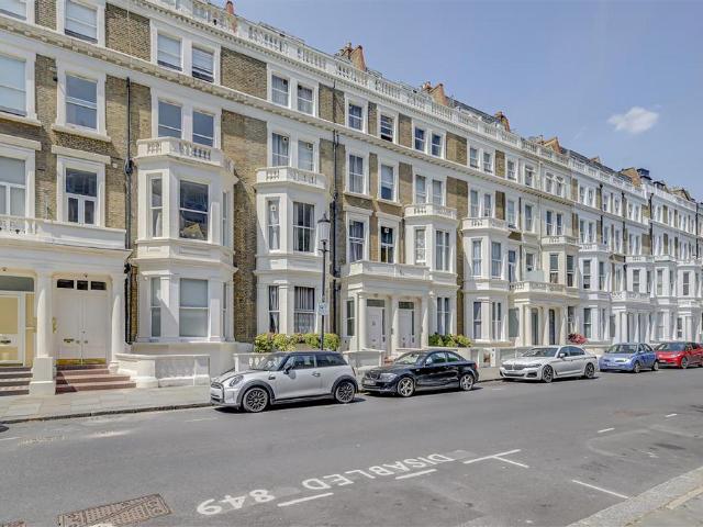 Penywern Road, SW5 Studio to rent £1,820 pcm £420 pw