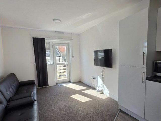 Pen Y Wain Road, Cardiff CF24, Room to rent, £595 pcm | PrimeLocation