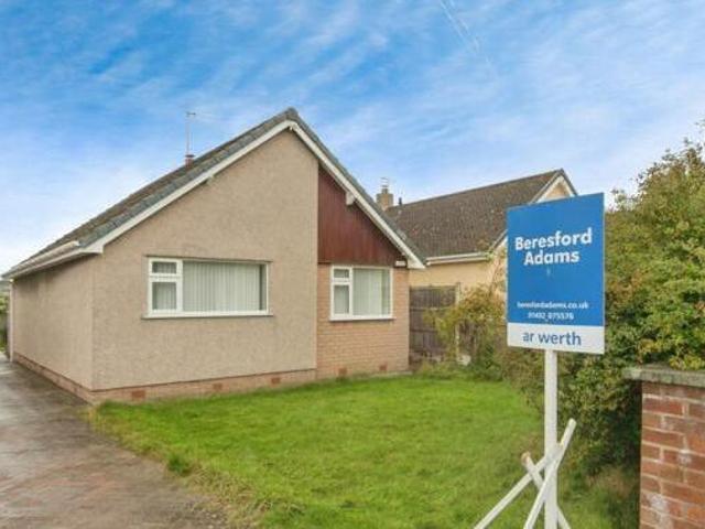Pen Y Gaer, Deganwy, 2 Bedroom Bungalow