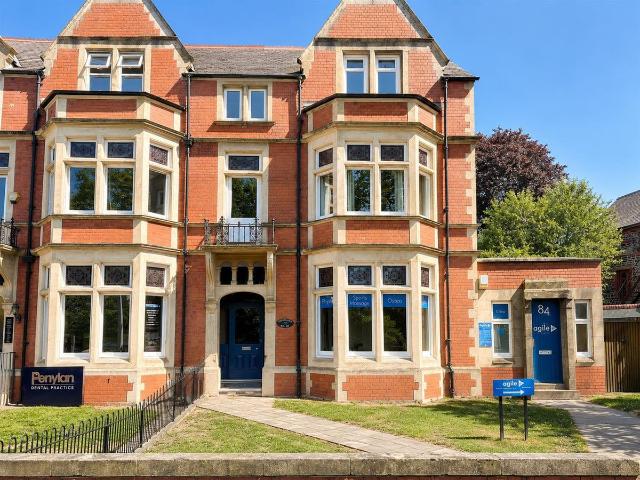 Pen Y Lan Road, Penylan CF23, 2 bed flat to rent, £1,400 pcm | PrimeLocation