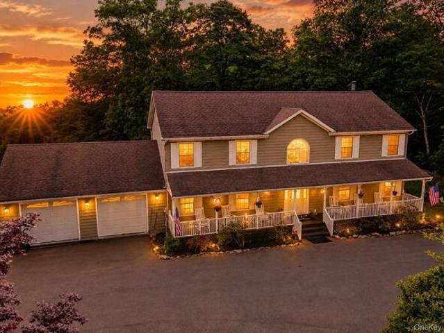 Penaluna Rd, Monroe, Home For Sale