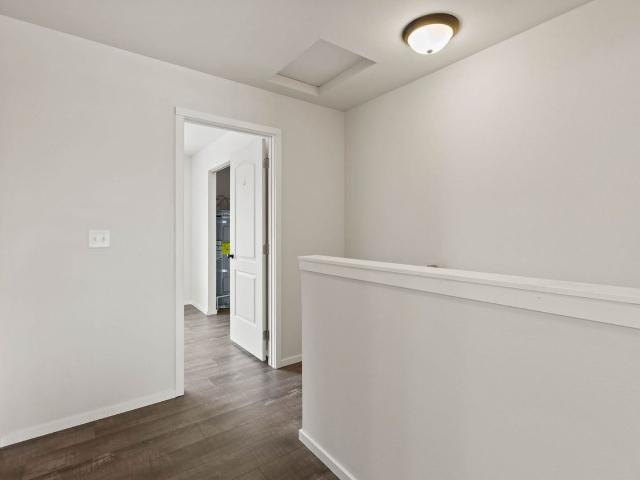 Pence Properties 6th Avenue 2 Bedroom Apartment for Rent at 6325 E 6th Ave, Spokane Valley, WA 99212 Spokane Valley