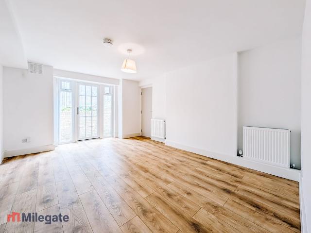 Pendennis Road, London SW16, 1 bed flat to rent, £1,900 pcm | PrimeLocation