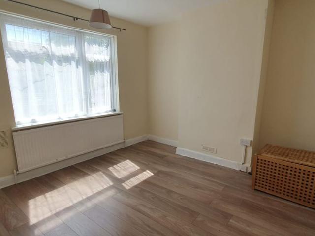 Penderal Avenue, Hounslow TW3, 3 bed semi detached house to rent, £2,600 pcm | PrimeLocation