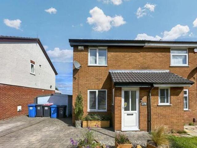 Pendlecroft Avenue, Swinton, 2 Bedroom Semi detached