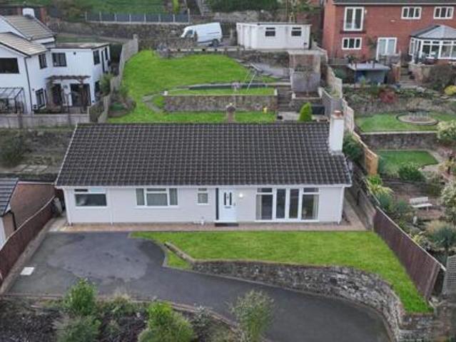 Pendwll Road, Moss, 4 Bedroom Detached