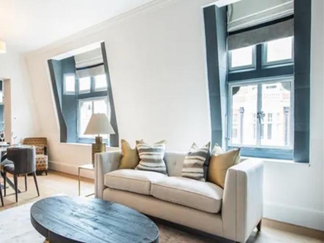 Penelope Chilvers, 65 Duke Street, London, W1K 5NP, United Kingdom | 3 bed apartment for rent #138311321 | Rentberry