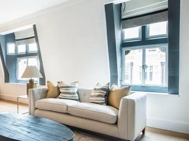 Penelope Chilvers, 65 Duke Street, London, W1K 5NP, United Kingdom | 3 bed apartment for rent #140395846 | Rentberry