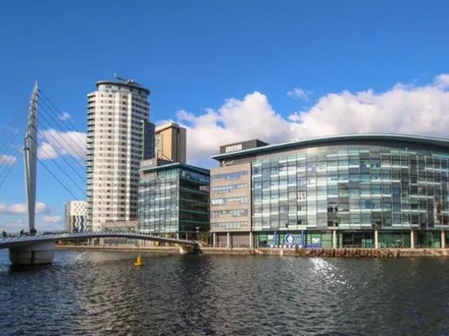 Penelope's Deli, Blue, Salford, M50 2HQ, United Kingdom | Studio apartment for rent #136867307 | Rentberry