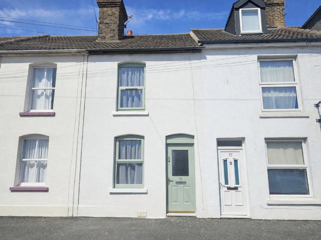 Penenden Heath, Maidstone ME14, 2 bed terraced house to rent, £1,250 pcm | PrimeLocation