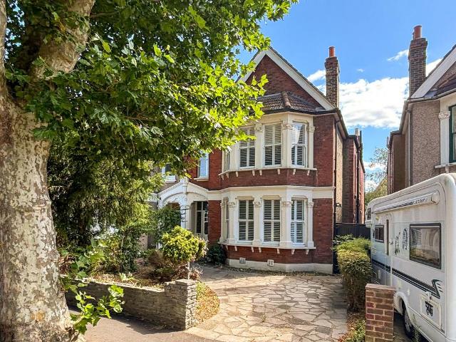 Penerley Road, Catford, SE6 5 bed semi detached house to rent £3,250 pcm £750 pw