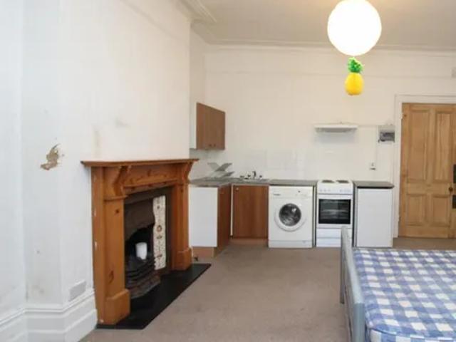 Penerley Road, London, SE6 2LH, United Kingdom | Studio apartment for rent #7450467 | Rentberry
