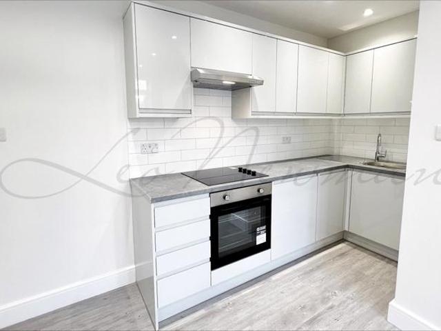 Penfold Place, Lisson Grove, NW1 2 bed flat to rent £2,250 pcm £519 pw