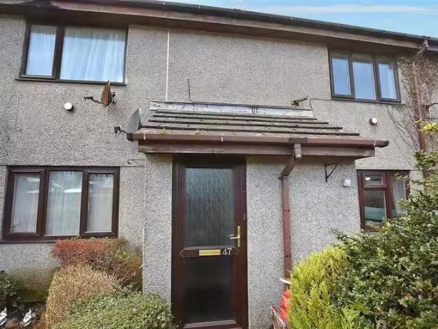 Pengover Parc, Redruth 2 bed flat for sale £129,950
