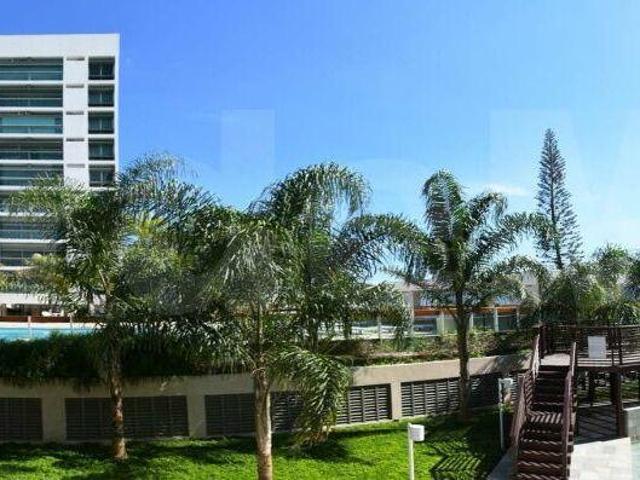 Penhasco das Tartarugas, apartamento decorado A VENDA no Guarujá