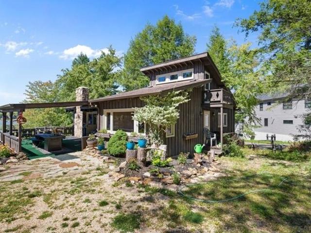 Peninsula Dr, Central City, Home For Sale
