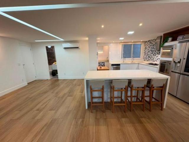 Península lazer, 04 Quartos 180m2, Suíte, Andar alto, Varanda Gourmet, Reforma Capa de revista