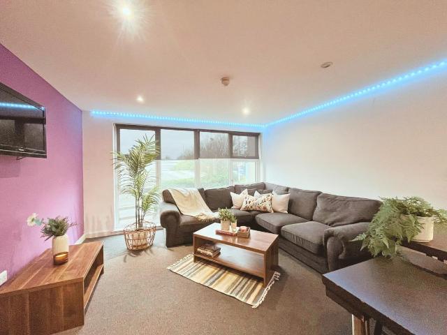 Peninsula Student Living, Derriford PL6, 8 bed shared accommodation to rent, £563 pcm | PrimeLocation