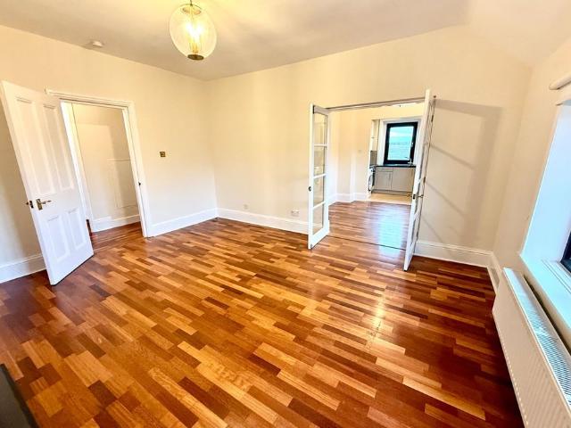 Penistone, Sheffield, S36 6BR