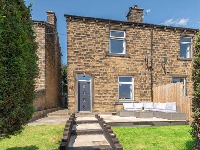 Penistone Road, Shelley, 2 Bedroom Semi detached
