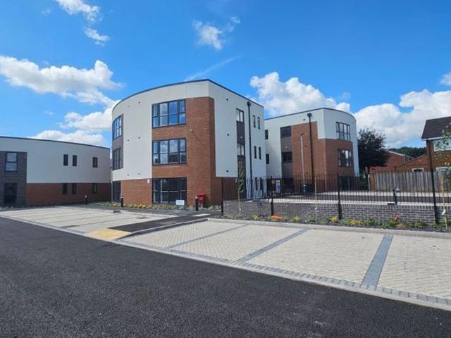 Penkvale Road, Stafford ST17, 2 bed flat to rent, £895 pcm | PrimeLocation