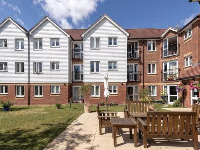 Penlee Close, Eadhelm Court, Edenbridge, 1 Bedroom Apartment