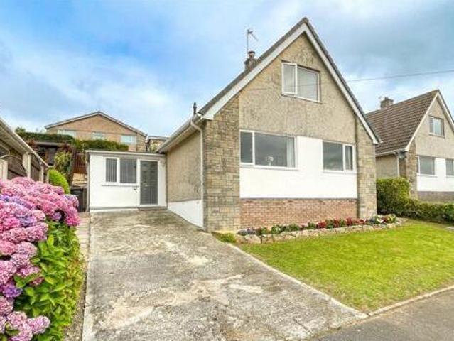 Penlon, Menai Bridge, 5 Bedroom Bungalow