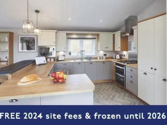 Penmarlam Lodge Retreat 2 bed lodge for sale £210,000