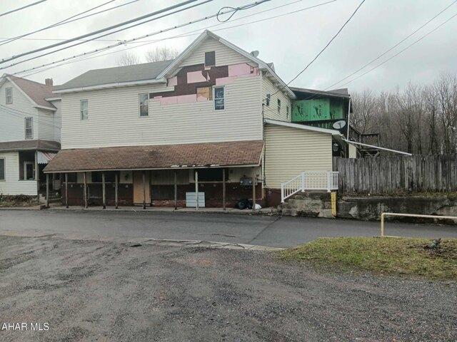 Penn Ave, Cresson, Home For Sale