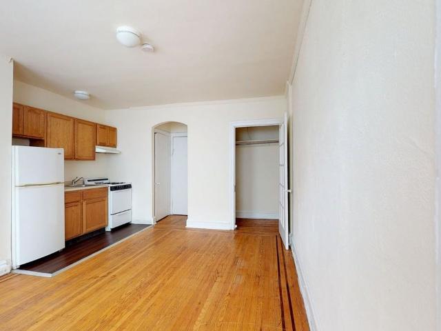 Penn Hall Apartments Studio Apartment for Rent at 4101 Baltimore Ave, Philadelphia, PA 19104 Spruce Hill
