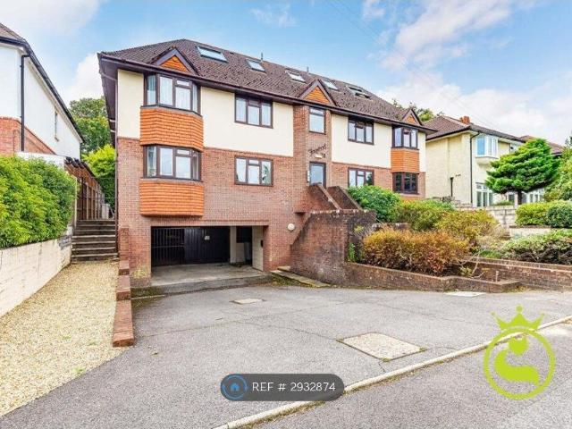 Penn Hill Avenue, Poole BH14, 3 bed flat to rent, £1,800 pcm | PrimeLocation