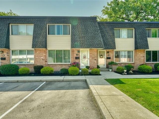 Penn Ln, Rochester, Condo For Sale