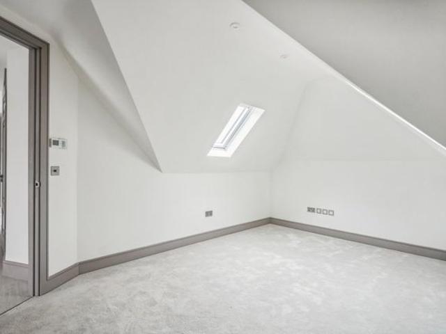 Penn Road, Beaconsfield HP9, 3 bedroom flat to rent 60765505 | PrimeLocation