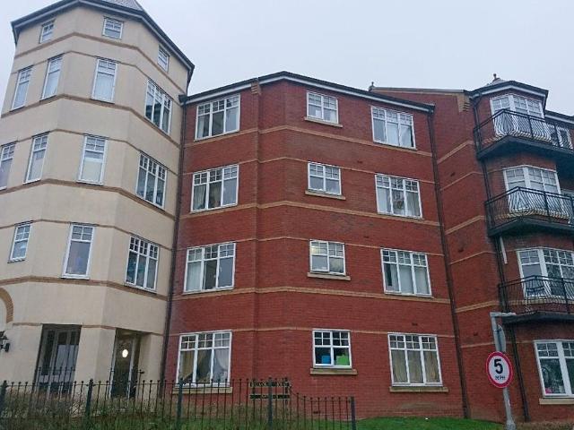 Penn Road, Wolverhampton WV3, 2 bed flat to rent, £925 pcm | PrimeLocation