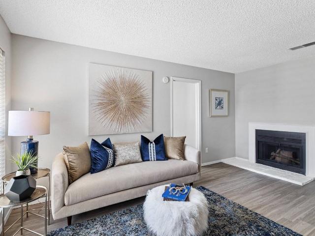 Penn Station 2 Bedroom Apartment for Rent at 1920 Heritage Park Dr, Oklahoma City, OK 73120
