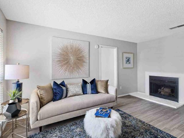 Penn Station 2 Bedroom Apartment for Rent at 1920 Heritage Park Dr, Oklahoma City, OK 73120