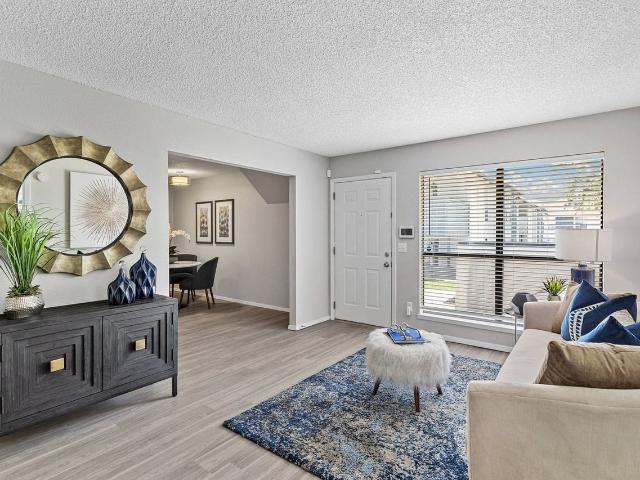 Penn Station 2 Bedroom Apartment for Rent at 1920 Heritage Park Dr, Oklahoma City, OK 73120