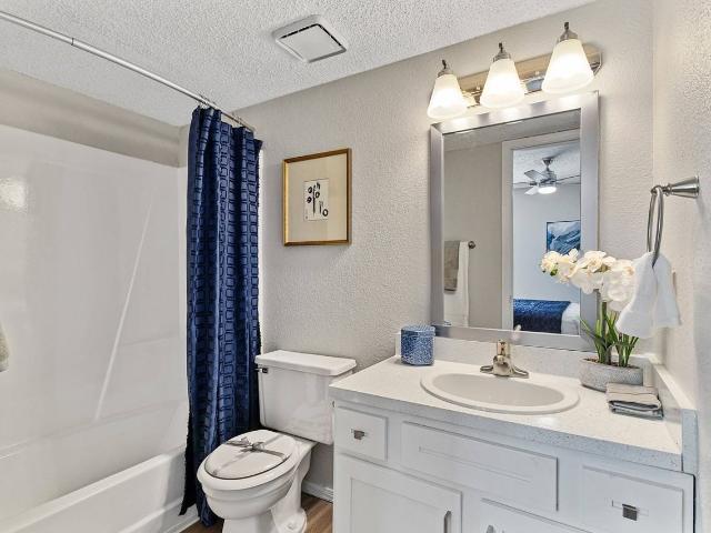 Penn Station 2 Bedroom Apartment for Rent at 1920 Heritage Park Dr, Oklahoma City, OK 73120