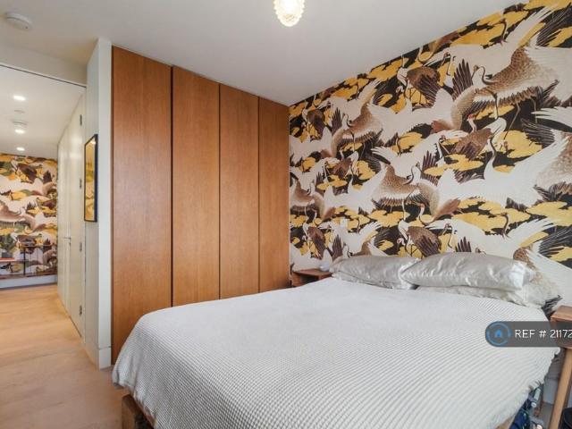 Penn Street, London, N1 1 bed flat to rent £3,000 pcm £692 pw