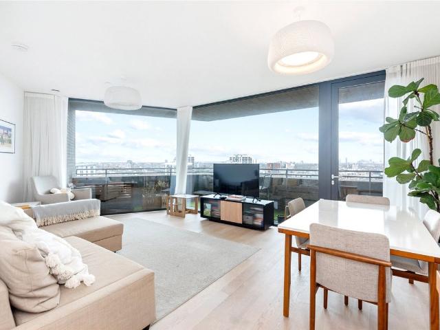 Penn Street, London N1, 2 bed flat to rent, £3,750 pcm | PrimeLocation