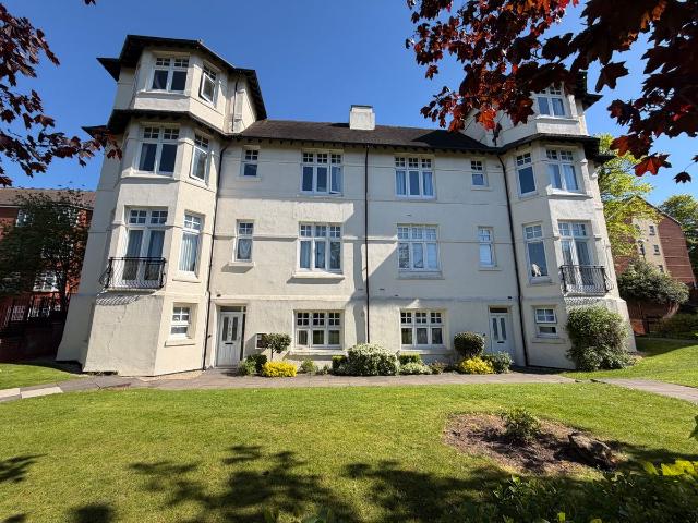 Pennant Court, Penn Road, Wolverhampton WV3, 3 bed penthouse to rent, £950 pcm | PrimeLocation