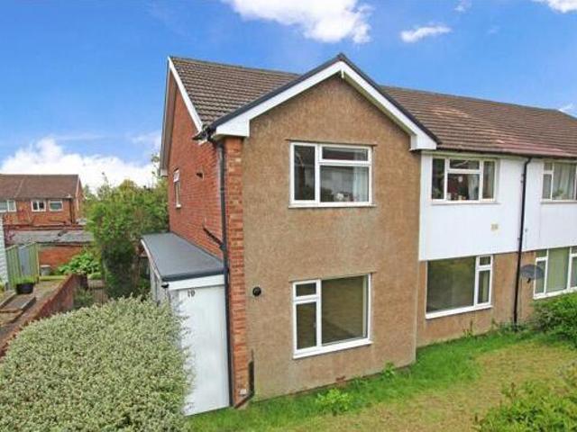 Pennant Crescent, Lakeside, 2 Bedroom Maisonette